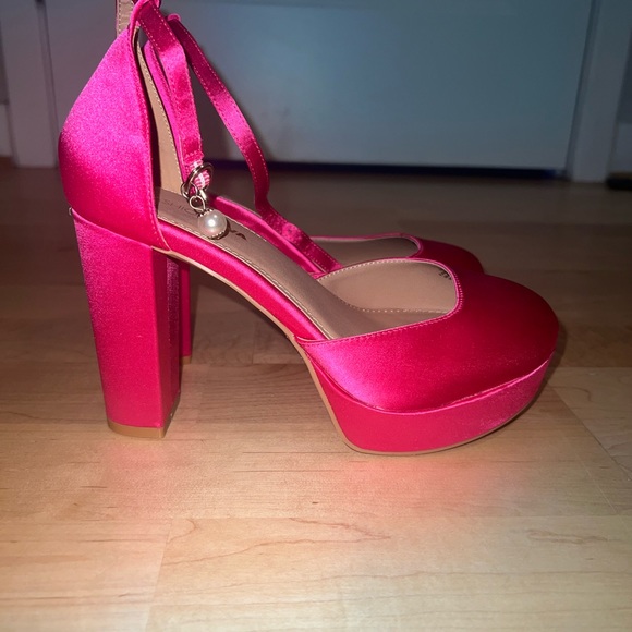 Shoes | Hot Pink Closed Toed Heels | Poshmark